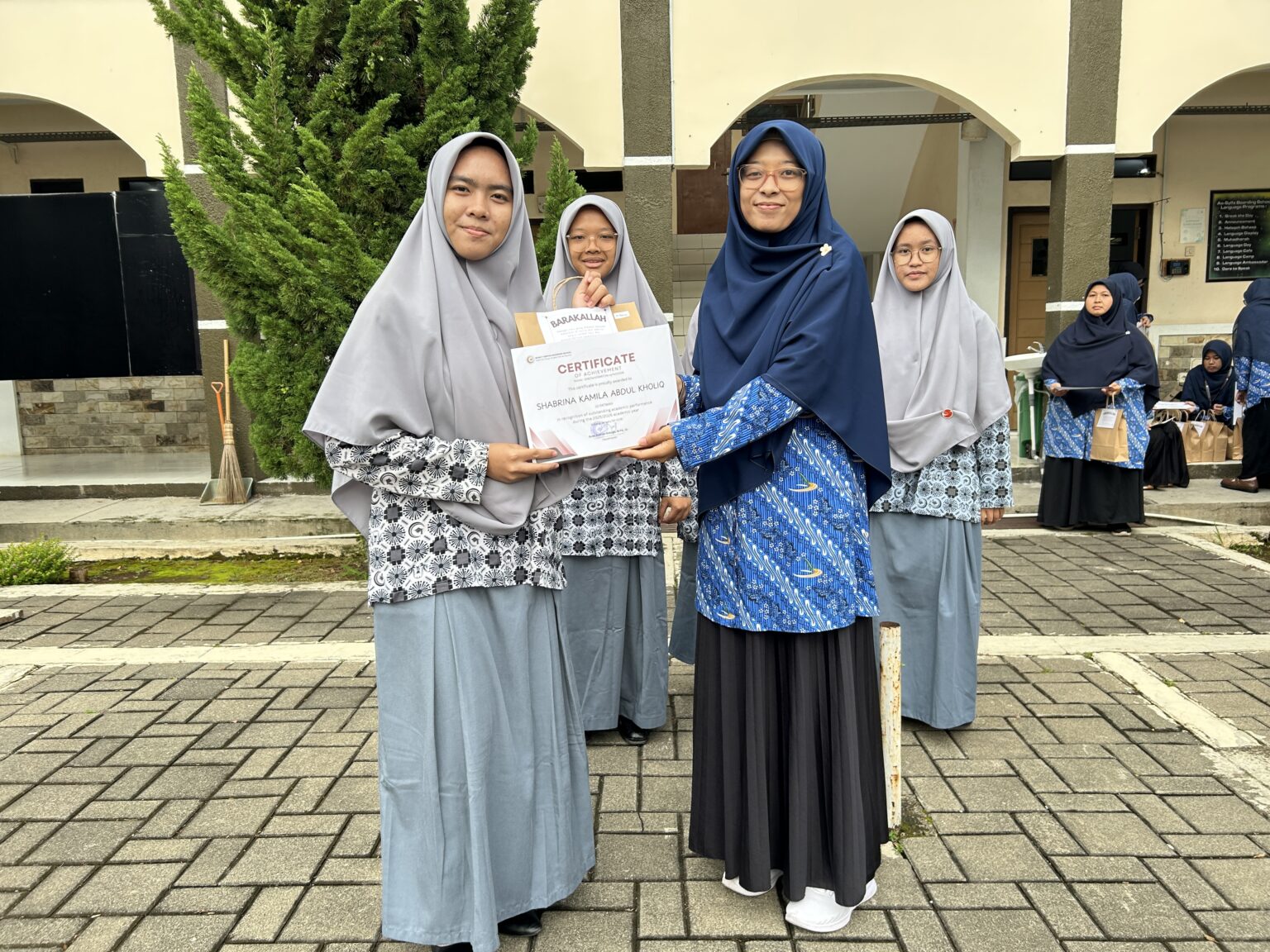 Dari Akademik hingga Lingkungan: SMAIT As-Syifa Umumkan Para Juara ...